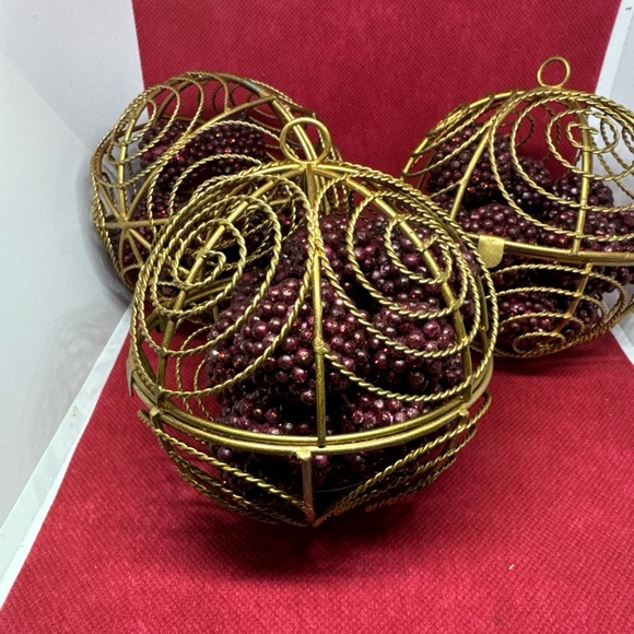 Source Unknown | Accents | Source Unknown Burgundy And Gold Wire ...